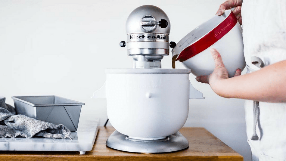 The 10 Tips and Recipe Hacks to Use Your KitchenAid Mixer – Venagredos